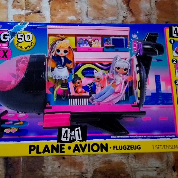 L.O.L. Surprise! | Toys | Lol Surprise Omg Remix 4in Plane Playset ...